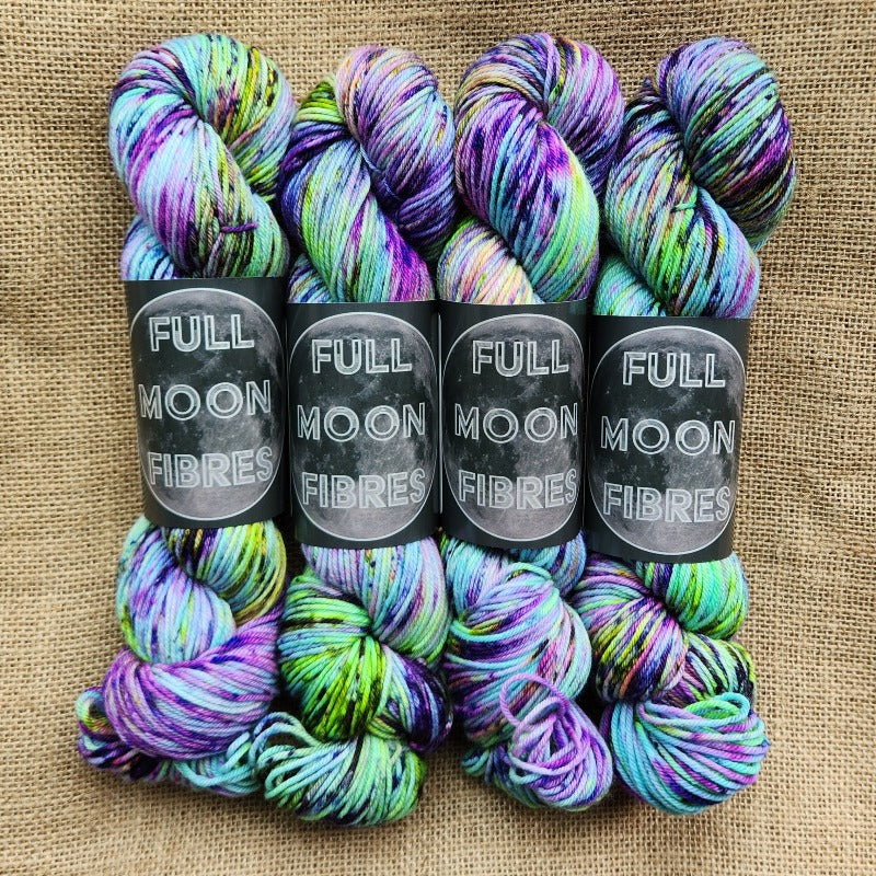 Full Moon Fibres Comet DK - Crypt Keeper – True North Yarn Co.