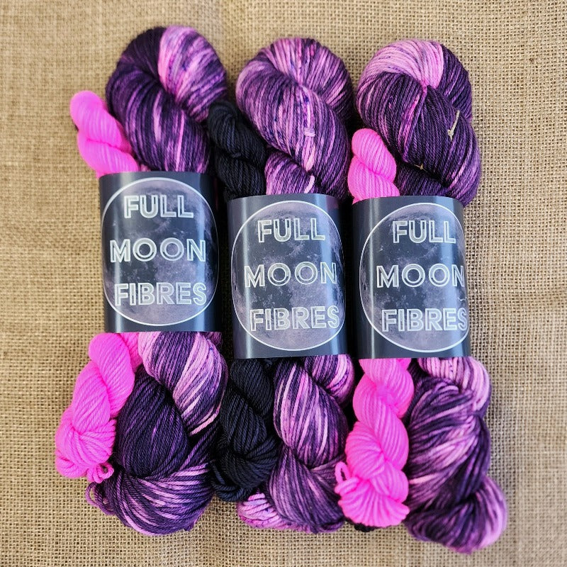 Full Moon Fibres Comet DK Sock Set - Zom-Barbie – True North Yarn Co.