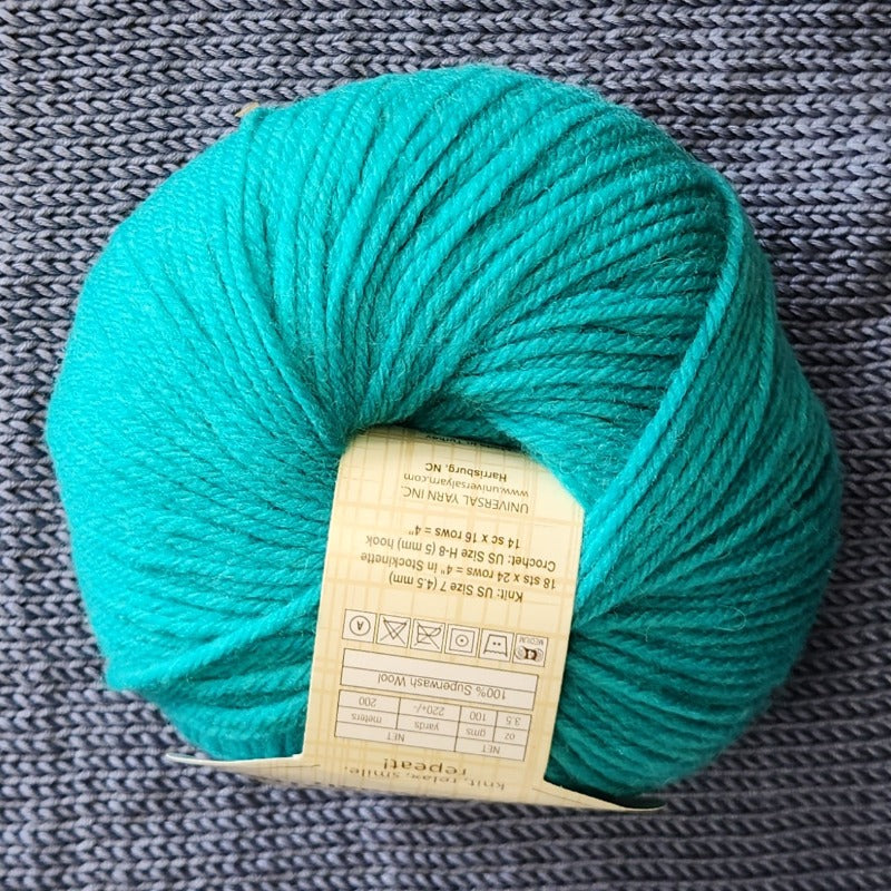 Universal Yarns Deluxe Worsted Superwash - 744 Blue Lagoon – True North ...