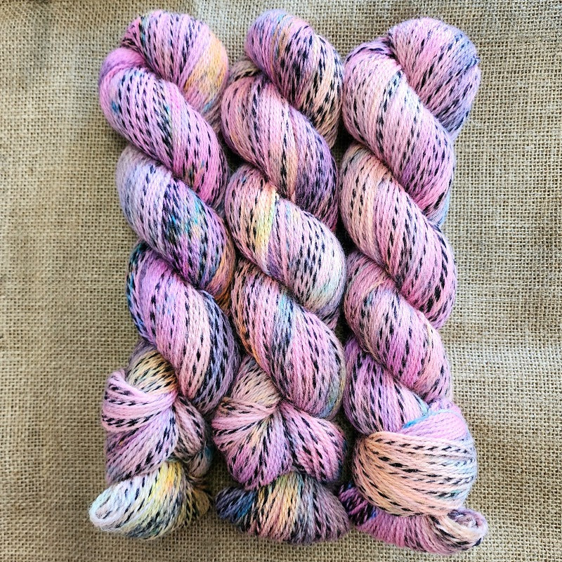 Full Moon Fibres Eclipse Fingering - Hubba Bubba – True North Yarn Co.