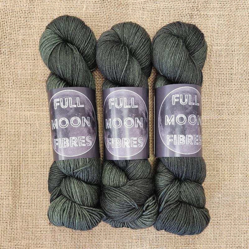 Full Moon Fibres Solar Sock - Verdant – True North Yarn Co.